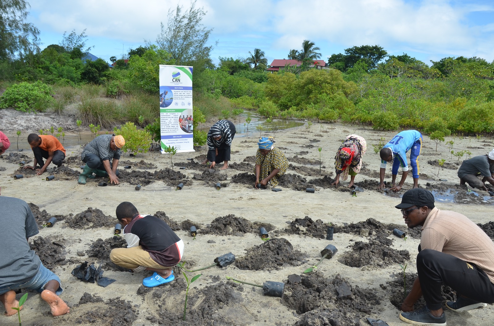 Strengthening the Contribution of Local Actors for a Climate Resilient ...